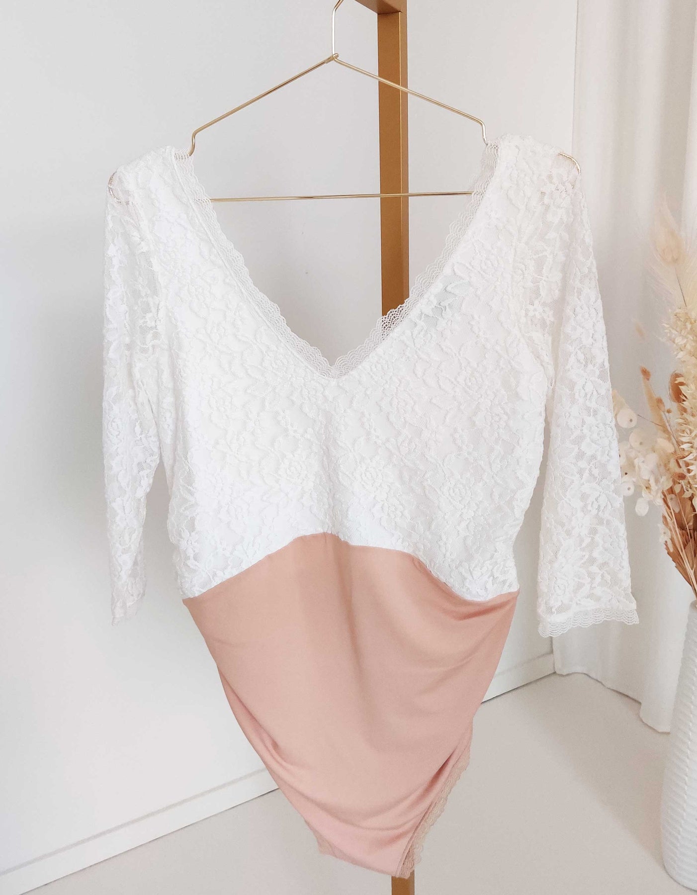 CONSTANT LOVE Umstandsbody Boho Brautbody mit Schlitz Spitzenbody ...