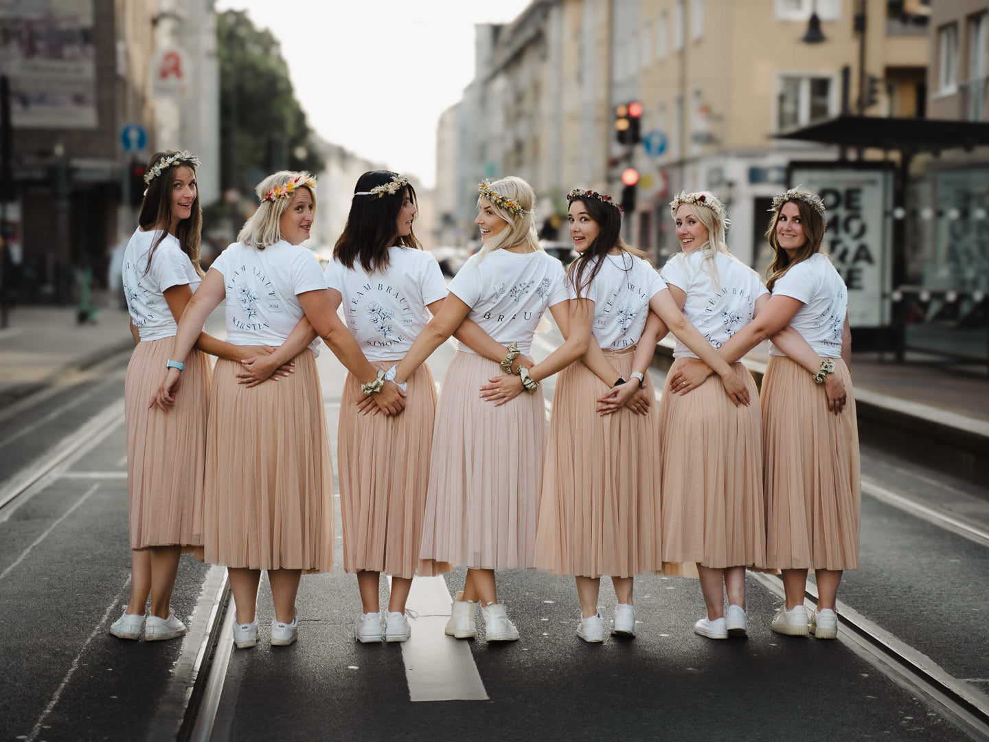 JGA Outfit mit Tüllrock und Shirts - viele Farben Grün, Salbei, Grau ...